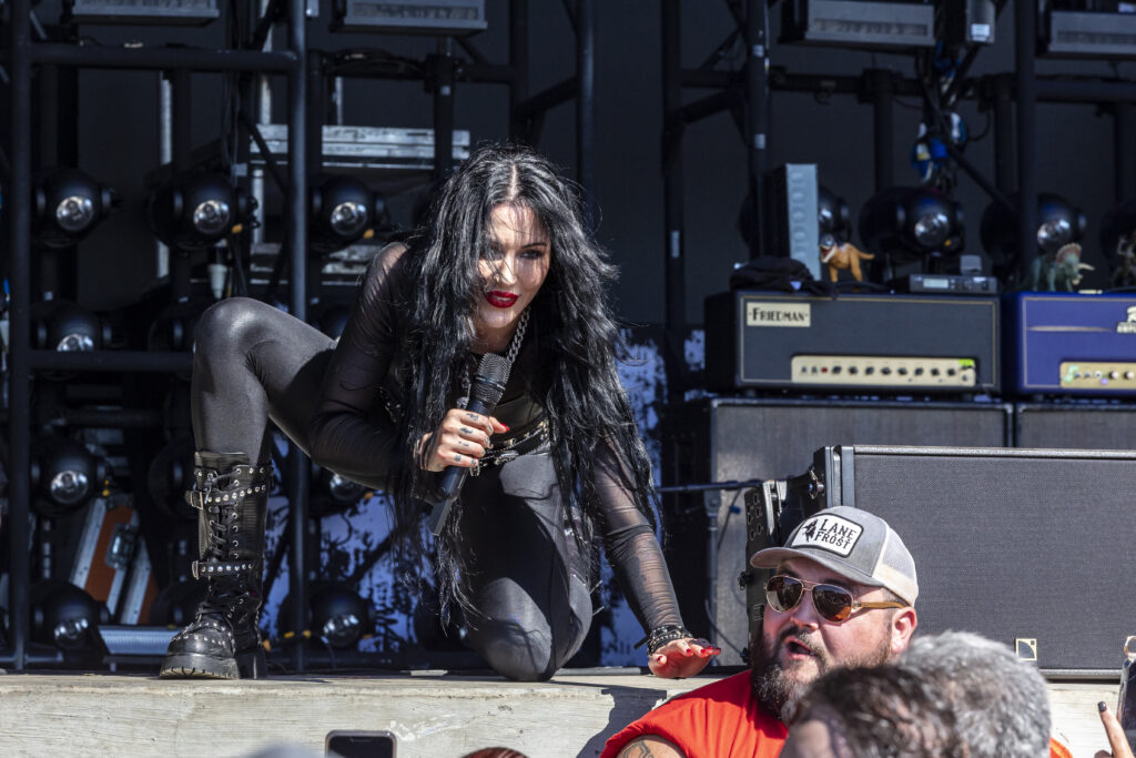 Quick Interview with Vocalist Dorothy Martin of DOROTHY at Rocklahoma ...