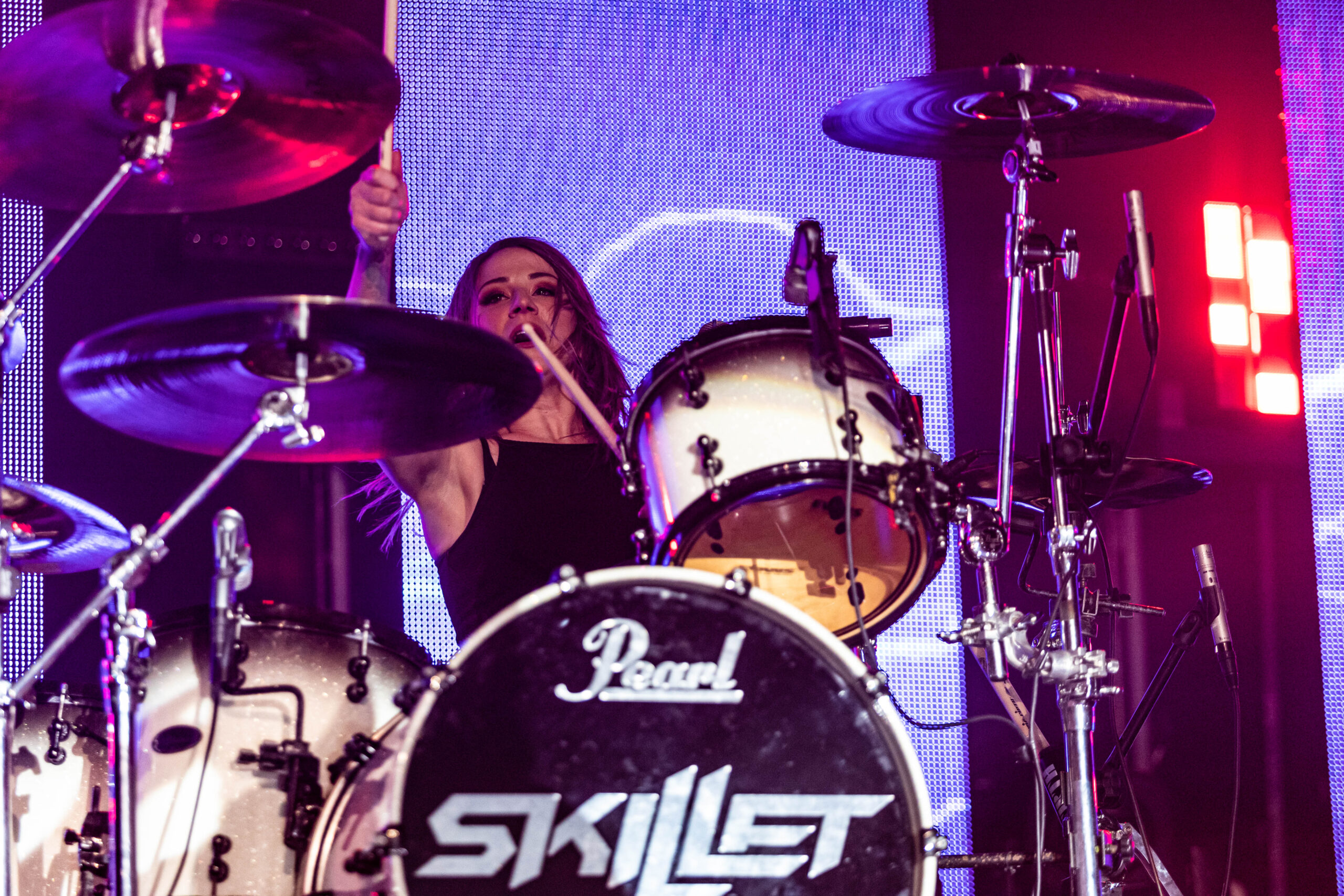 The Rock Resurrection Tour F. Theory of a Deadman, Skillet and Saint ...