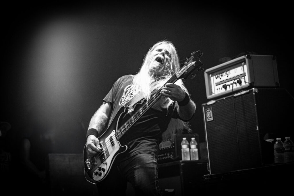 CROWBAR: Downâ s Pat Bruders To Fill In On Bass For Remaining 2025 Live ...